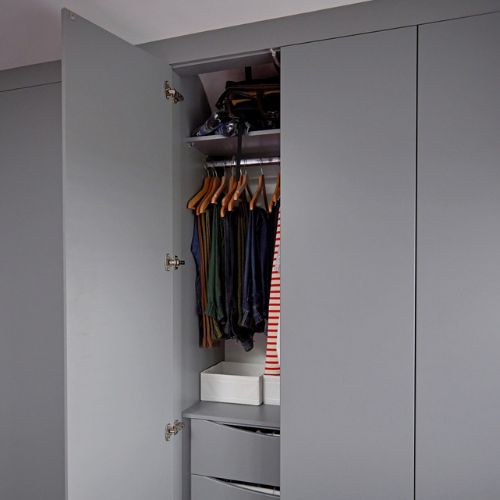 A sleek and modern fitted wardrobe for Andrew’s bedroom | Sharps