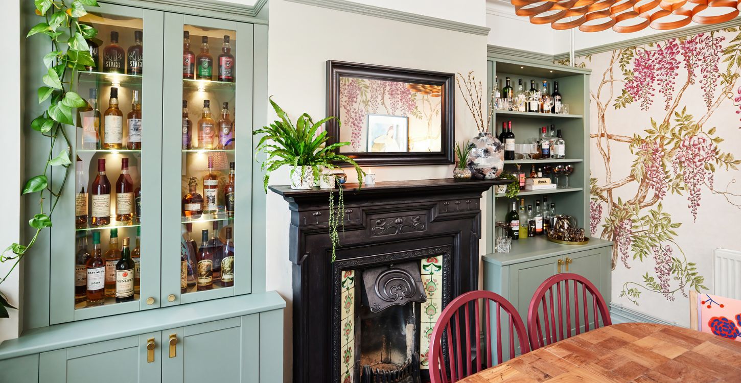 A captivating dining room design for Melissa Ritchie | Sharps