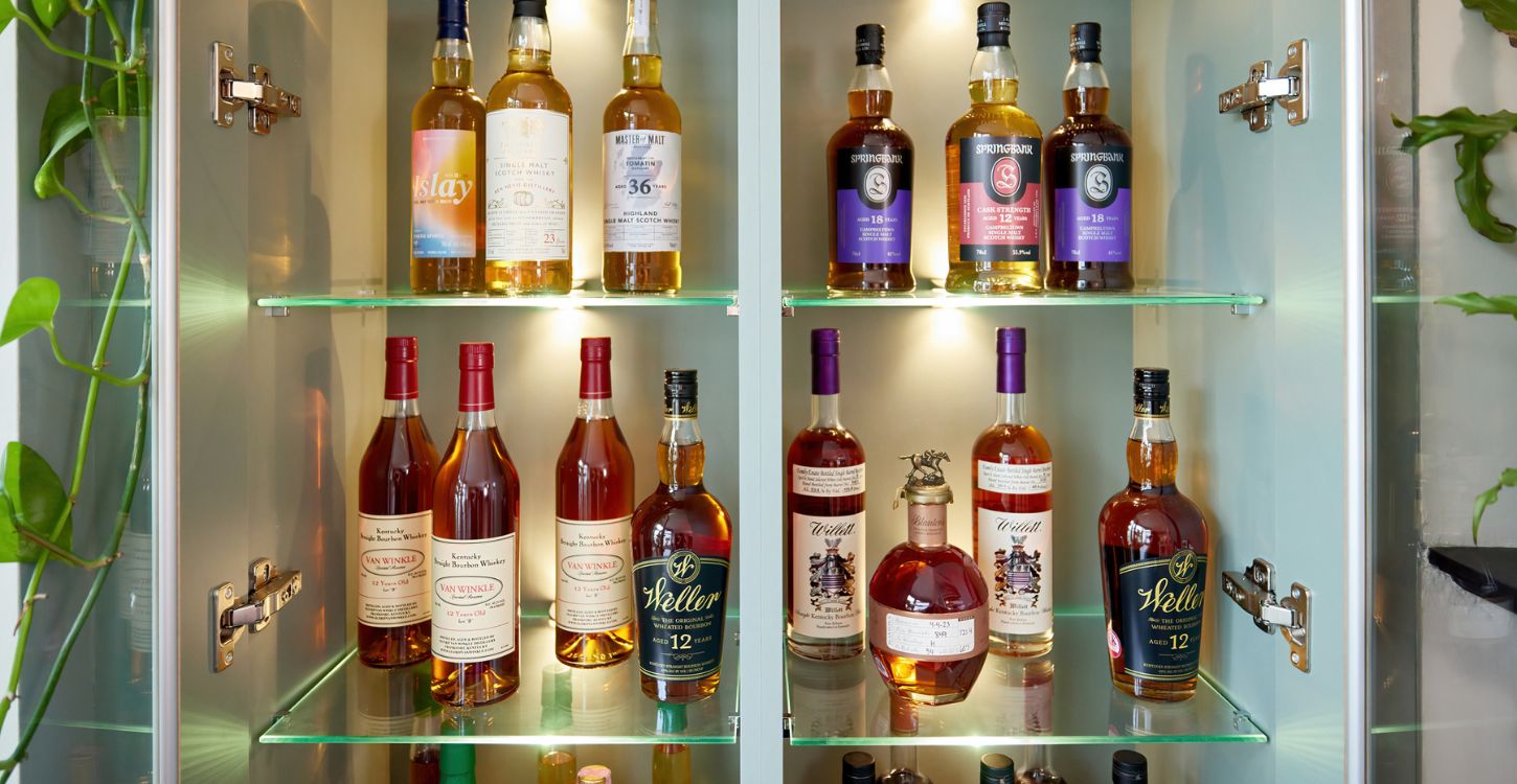 A captivating dining room design for Melissa Ritchie | Sharps