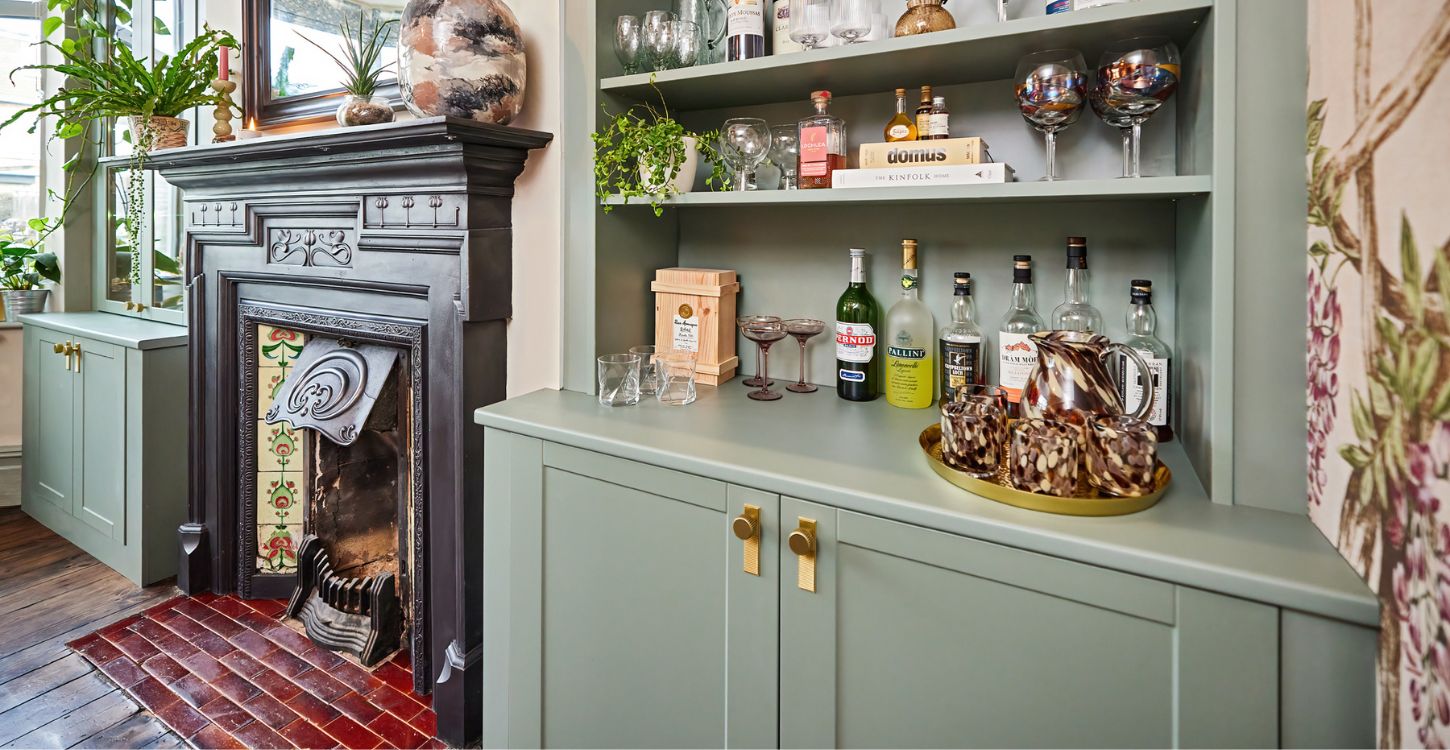 A captivating dining room design for Melissa Ritchie | Sharps