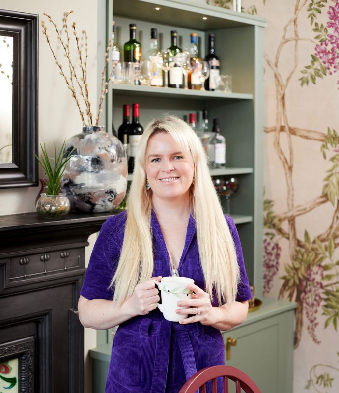 A captivating dining room design for Melissa Ritchie | Sharps