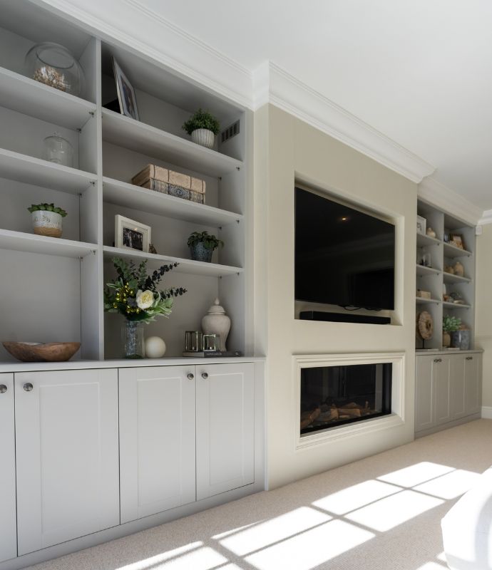 Steph's Peaceful Sanctuary with Fitted Alcove Cupboards and Shelves ...