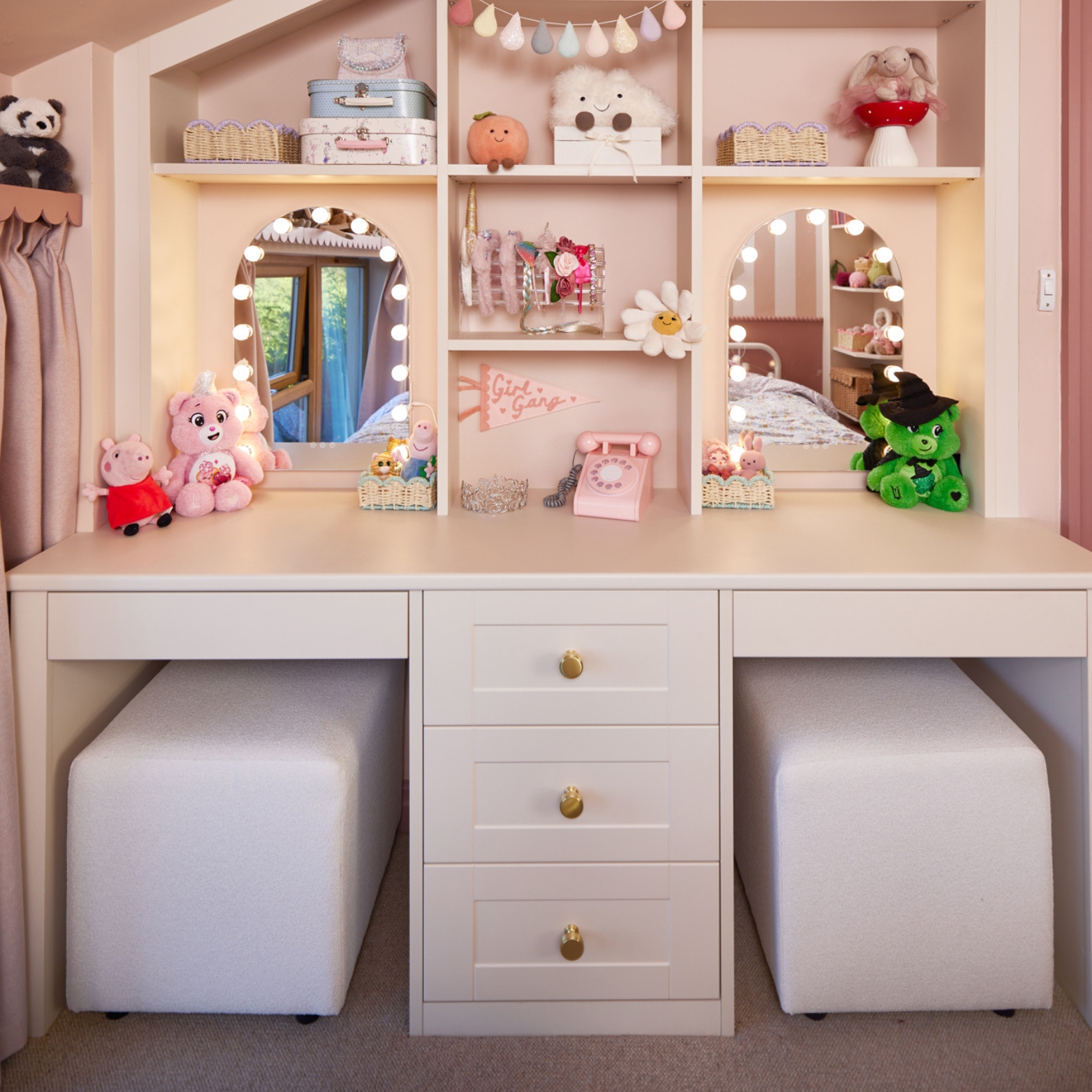 Bedroom design that’s every little girl’s dream with Chloe Ward | Sharps