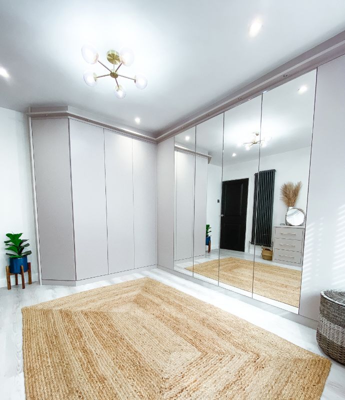 Dina's dream Dressing Room | Sharps