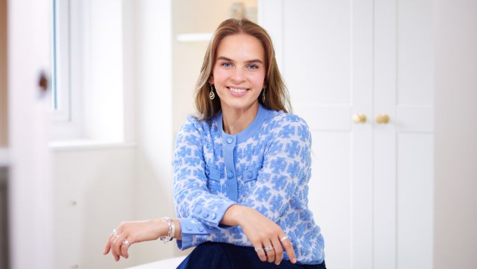 Dressing room magic with TOWIE’s Lydia Bright | Sharps