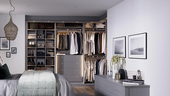 Dressing Rooms Vs Walk-in Wardrobes: What’s the difference? | Sharps