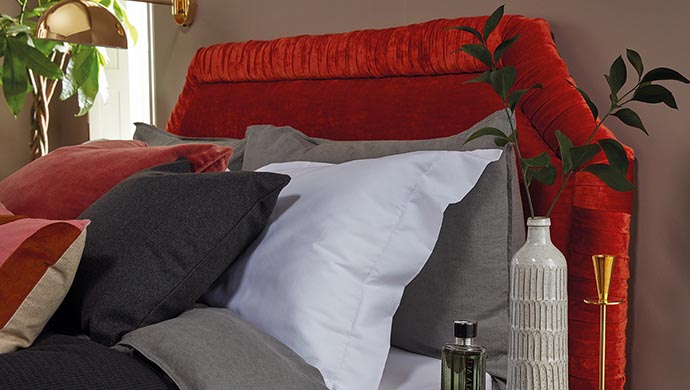 How to Dress a Bed Like a Pro: 12 Decorative Ideas | Sharps