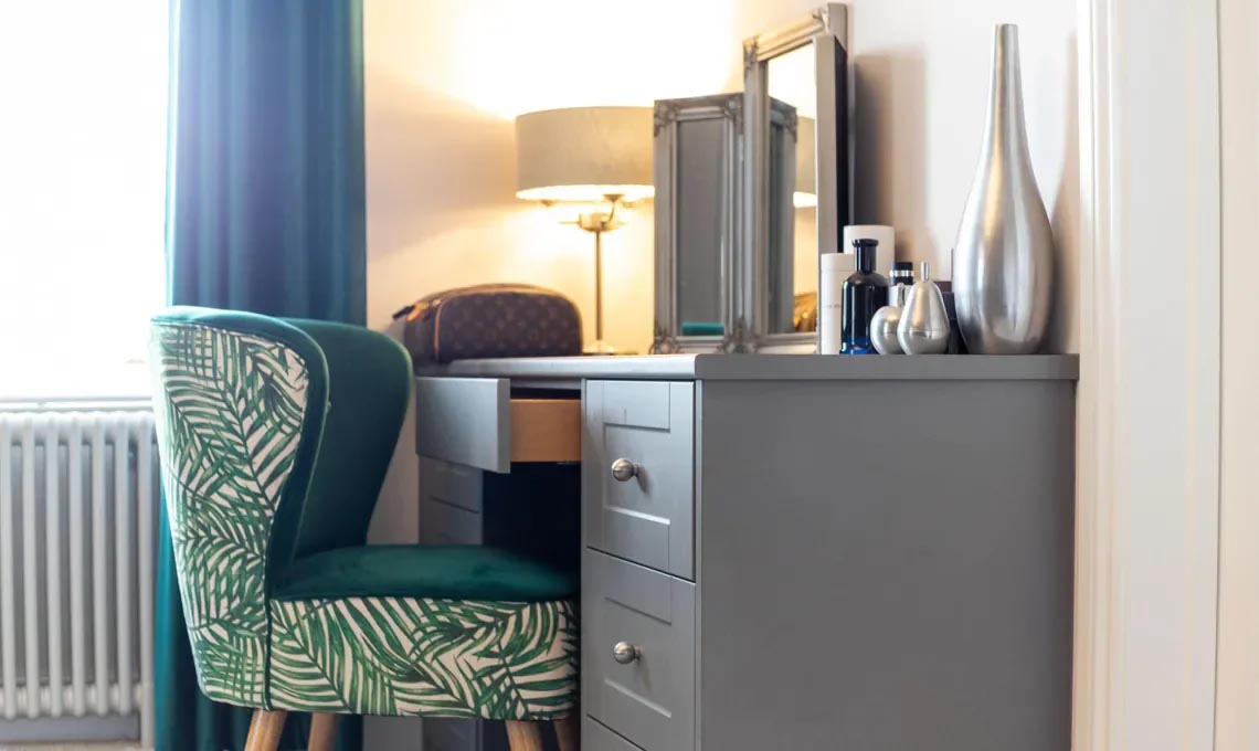 Turning unused space into the ultimate dressing area | Sharps