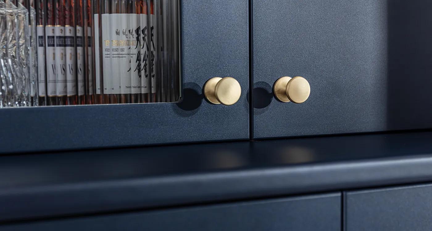 Bespoke Display Cabinets | Built-in Cabinets