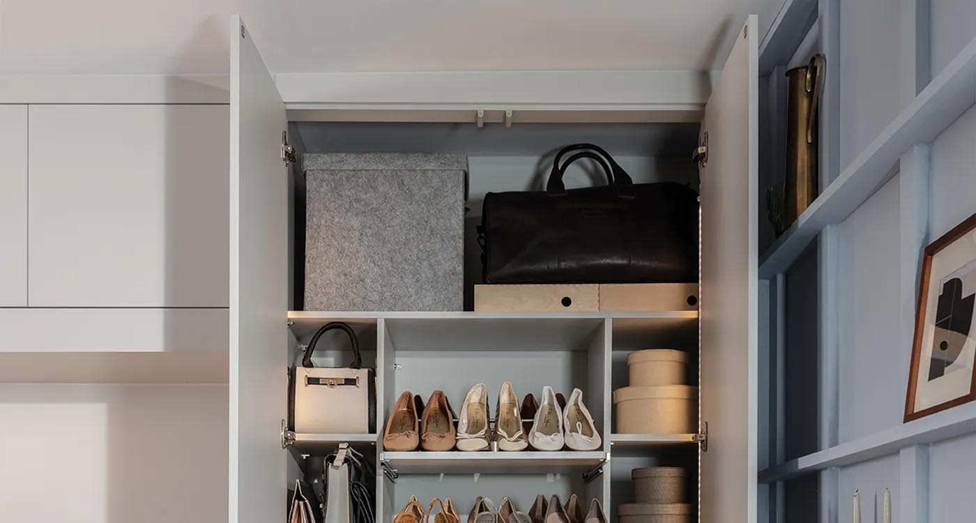 Overbed Storage Solutions | Sharps