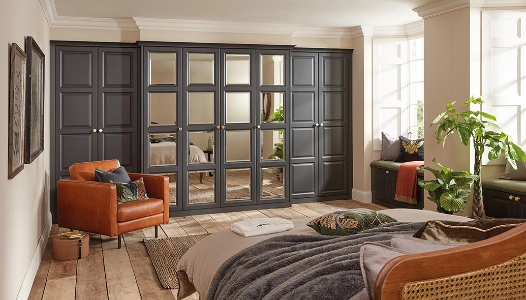 Traditional Fitted Wardrobe & Bedroom Range | Hampton