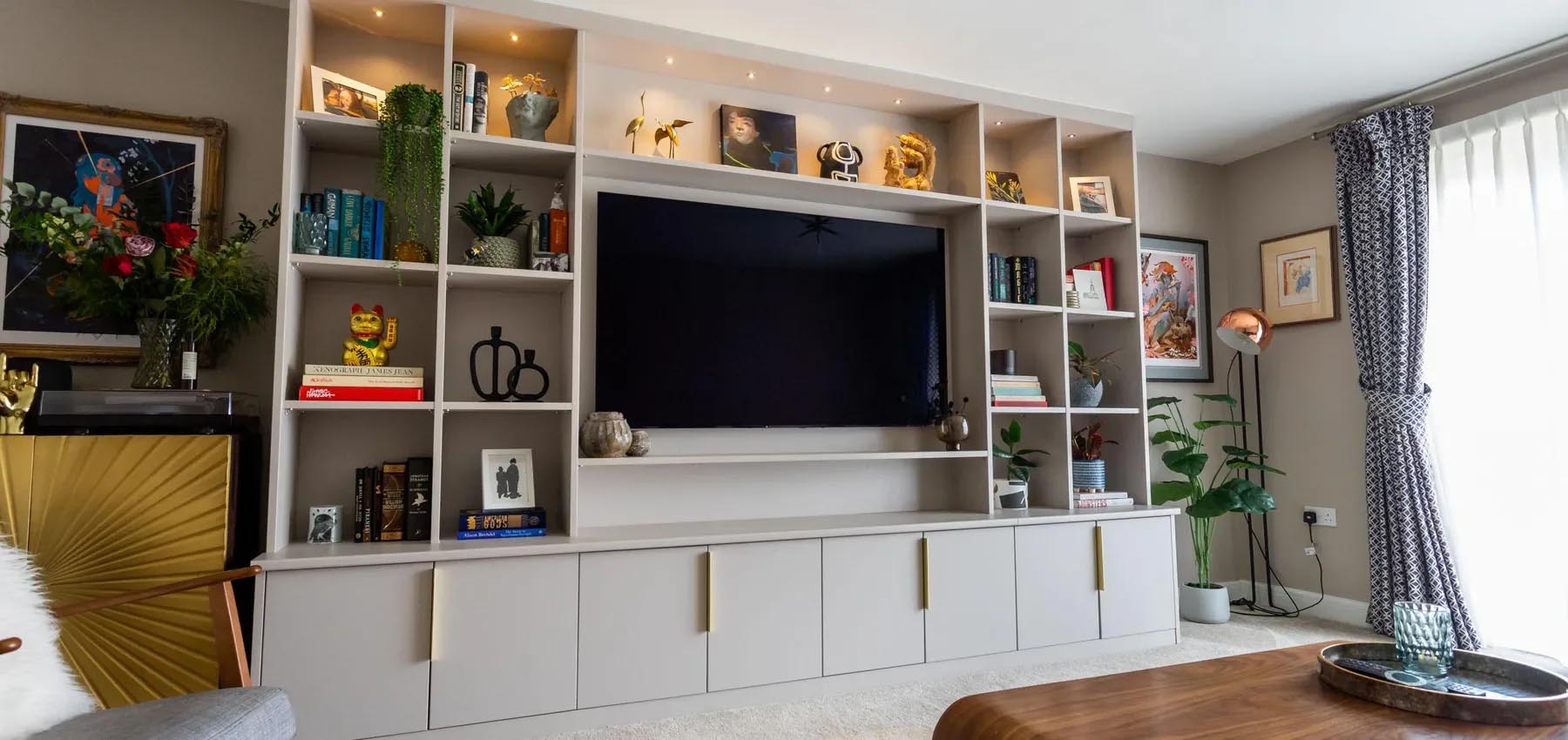 Sleek and stylish media unit