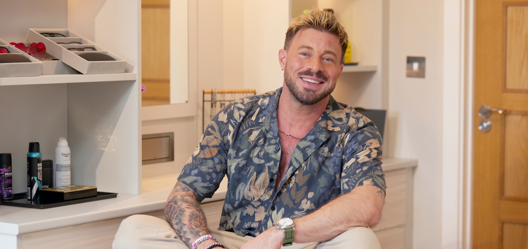 Blue’s Duncan James gets ready with Sharps | Sharps