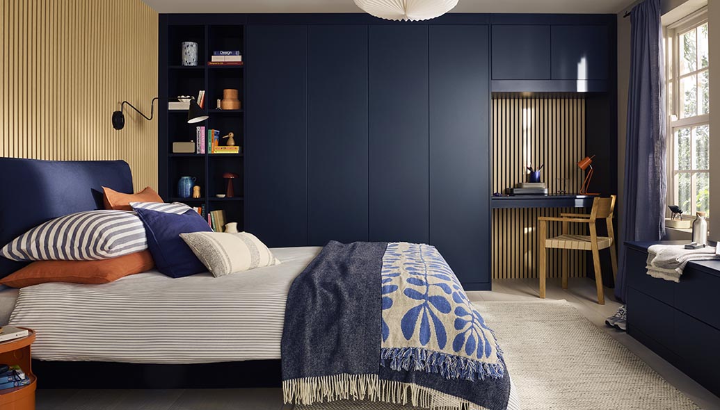Contemporary Fitted Wardrobes | Manhattan Range | Sharps